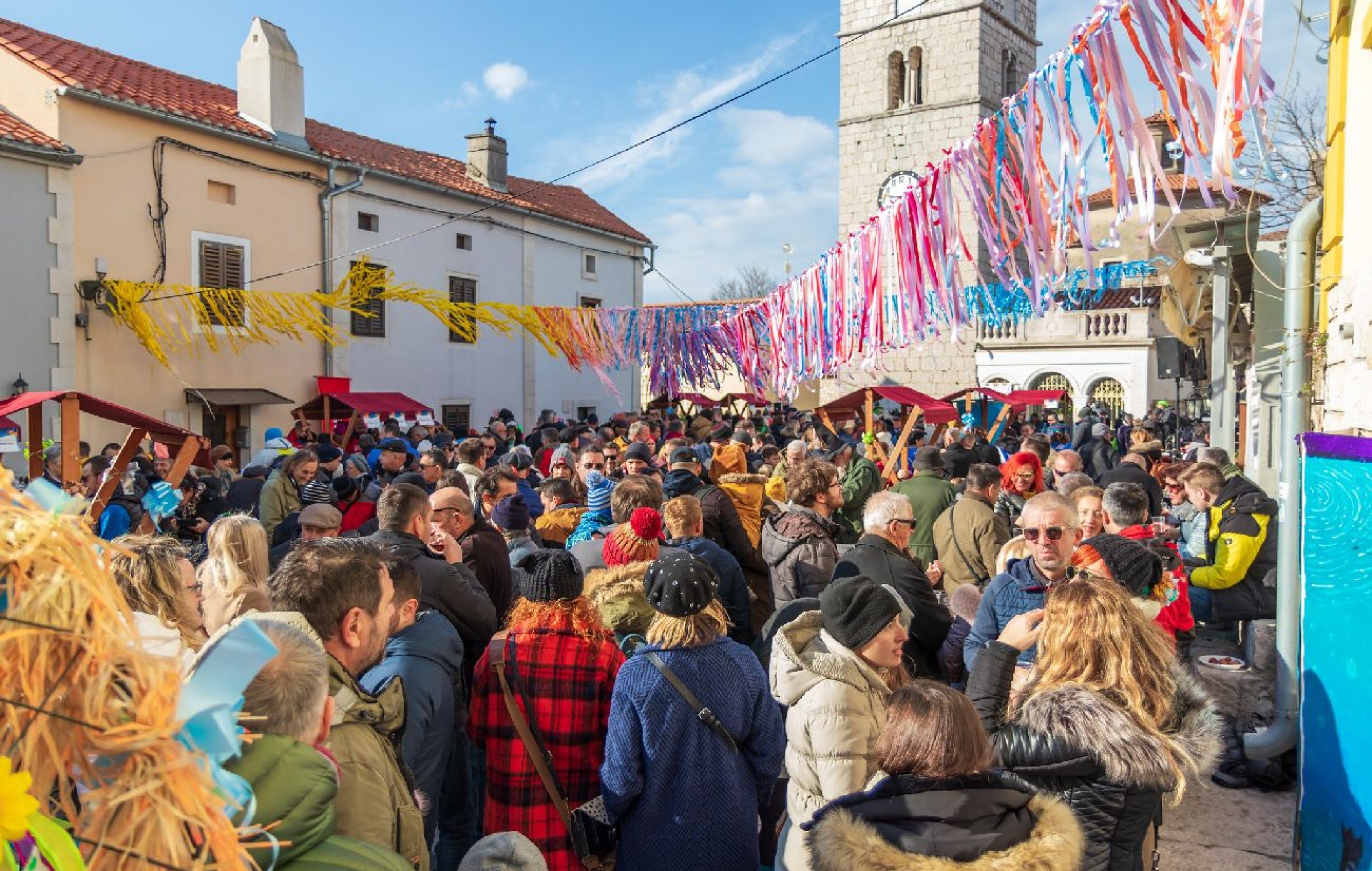 Legendarni Bljak fest, Traškare i maškarana ludnica stižu u Omišalj i ...