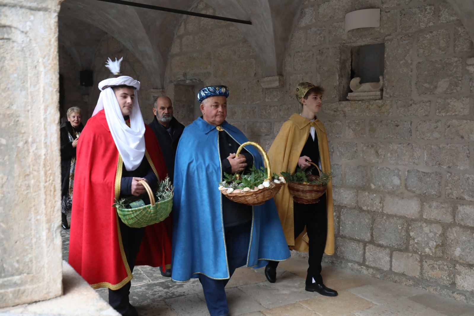 Tri kralja i ove godine daruju Isusića na Košljunu – Bodulija.net